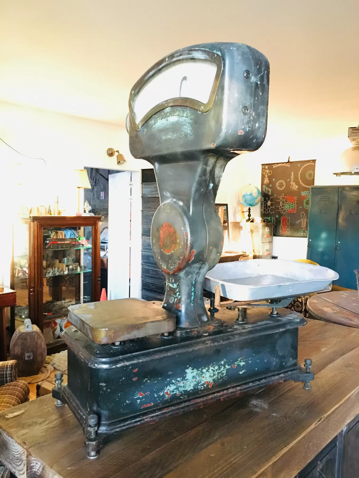 Balance Lyonnaise années 30 | Brikbroc, brocante en ligne